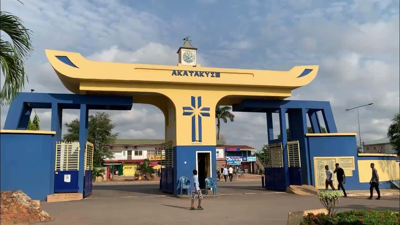 History of Opoku Ware School - Sophia Apenkro Blog